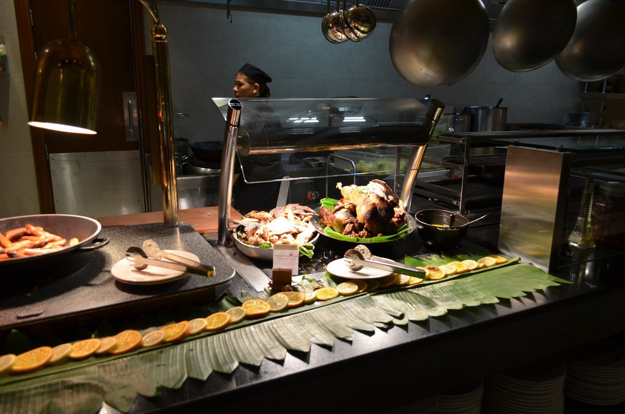 Top 5 Recommended Iftar Buffets in Ras Al Khaimah for Family-Friendly ...